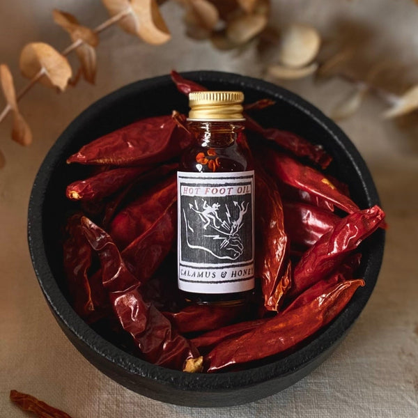 Hot Foot Oil – Calamus and Honey